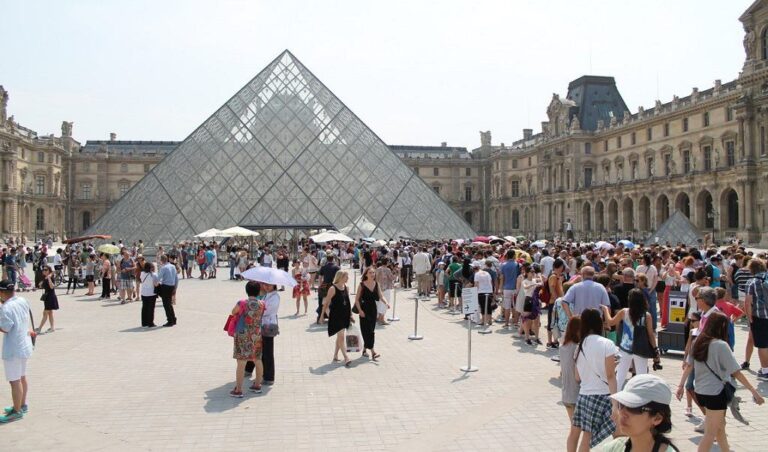 Louvre Museum Tickets | Ticket Prices, Opening Hour, Entry Fee, Metro